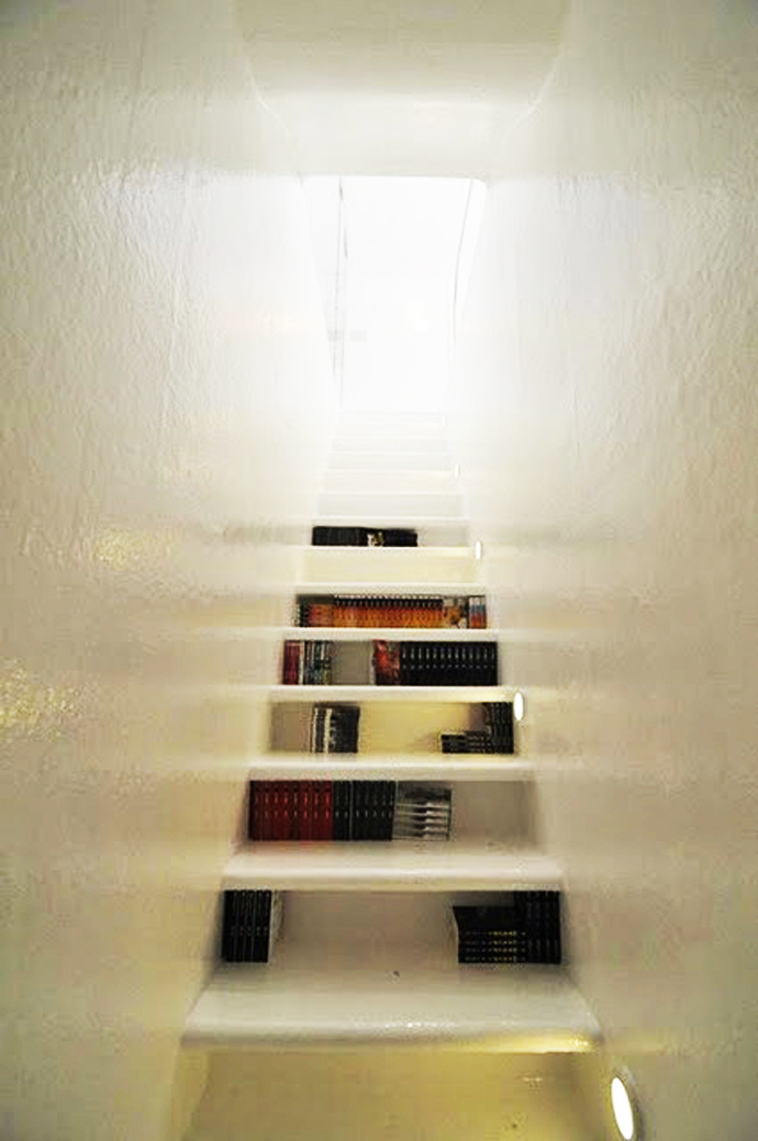 25 Clever Under Stairs Ideas to Optimize the Leftover Space – Home And ...